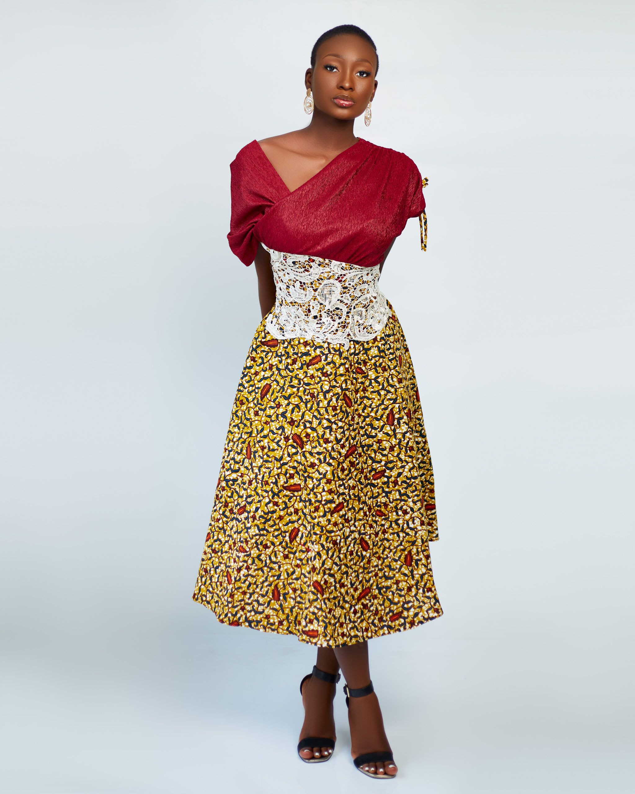 Waist Flared Dress With Midsection Lace - Rina Depont